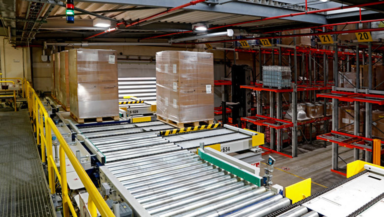 Automation of material flow at BAYER