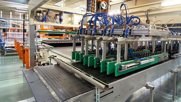 MSK Palletizing Systems - Palletizer & Palletizing Robots