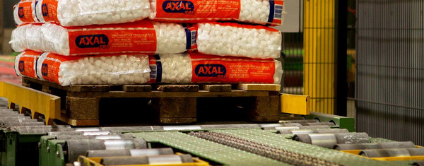 MSK Industrial pallet conveyor systems for chemical products