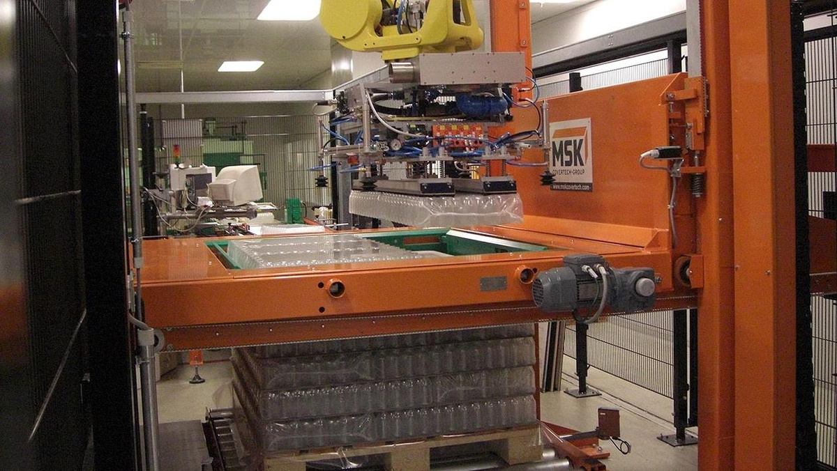 MSK Palletizing Systems - Palletizer & Palletizing Robots