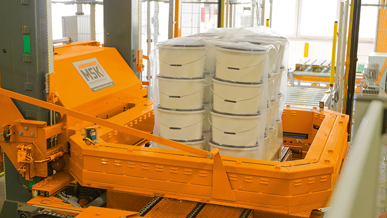 Shrink packaging solutions for logistics centres